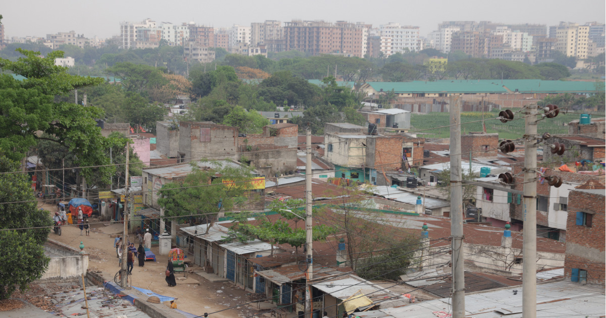 Sign up for Home Equals updates from Habitat for Humanity International